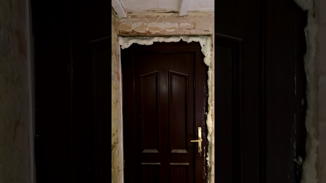 1 Idiot and a can of expanding foam Fail - YouTube