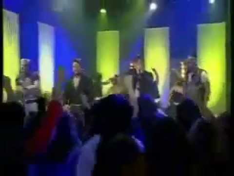 Blue - Curtain Falls (CDlive, 13.11.2004)