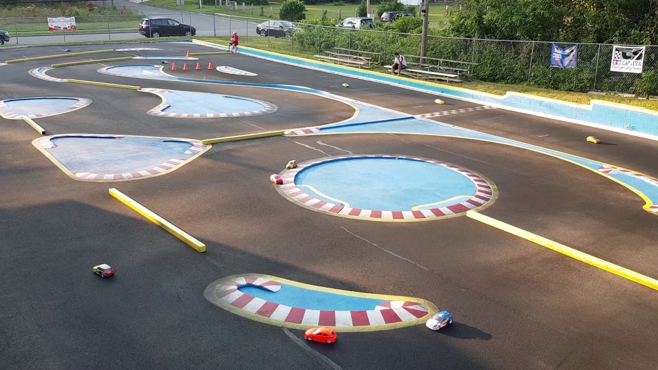 TCS Mini A-main @ Brownies Hobbies/Jackson RC Raceway - YouTube