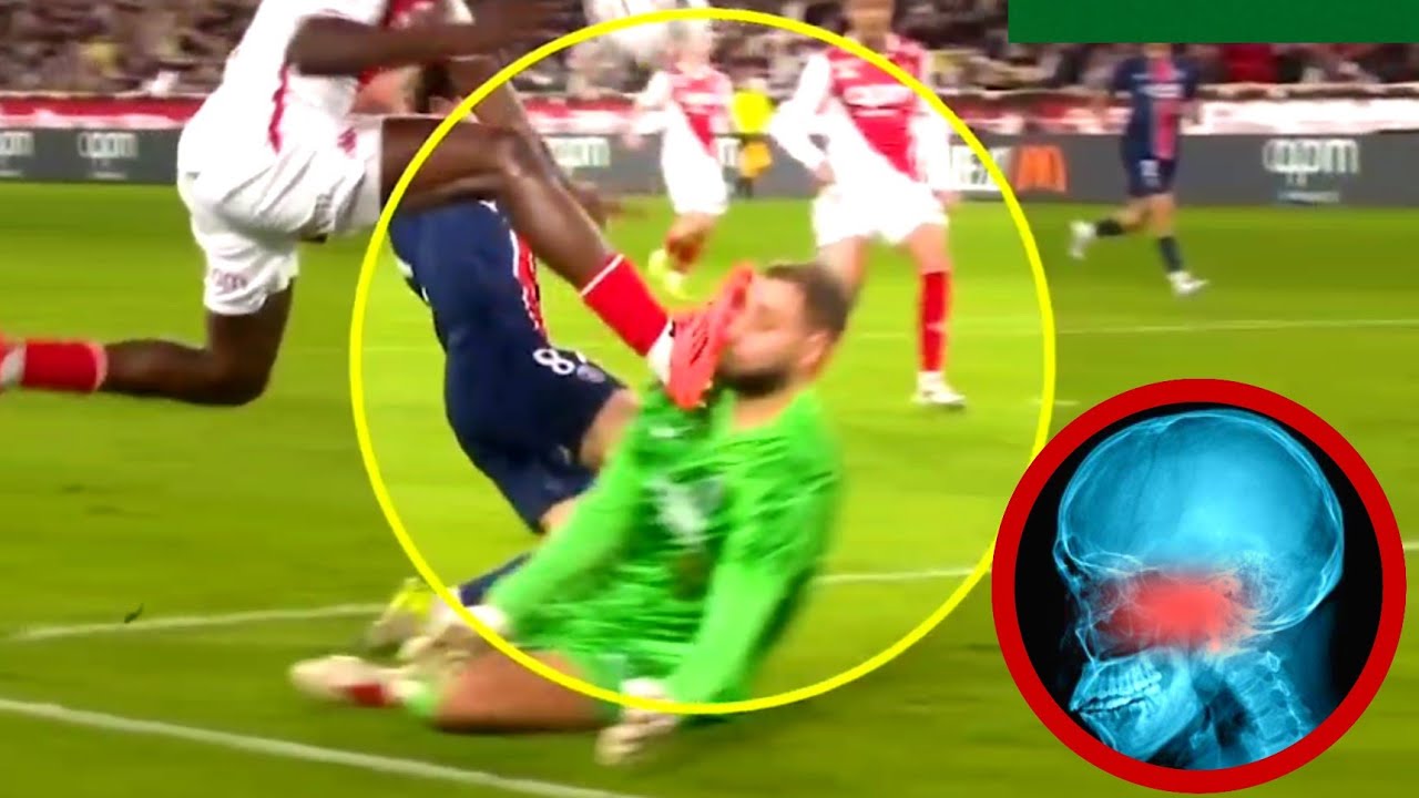 MOST SCARIEST Moments in FOOTBALL - YouTube