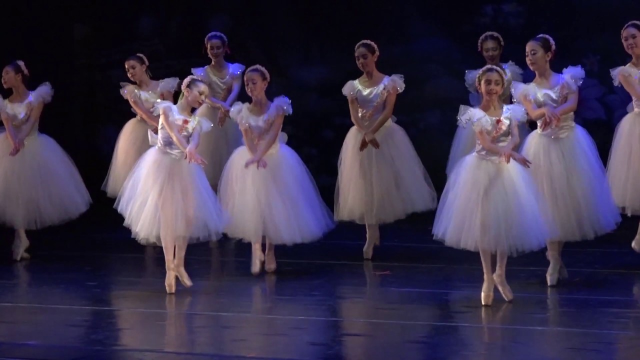 Les Sylphides Ballet by Victoria Ballet Academy - YouTube