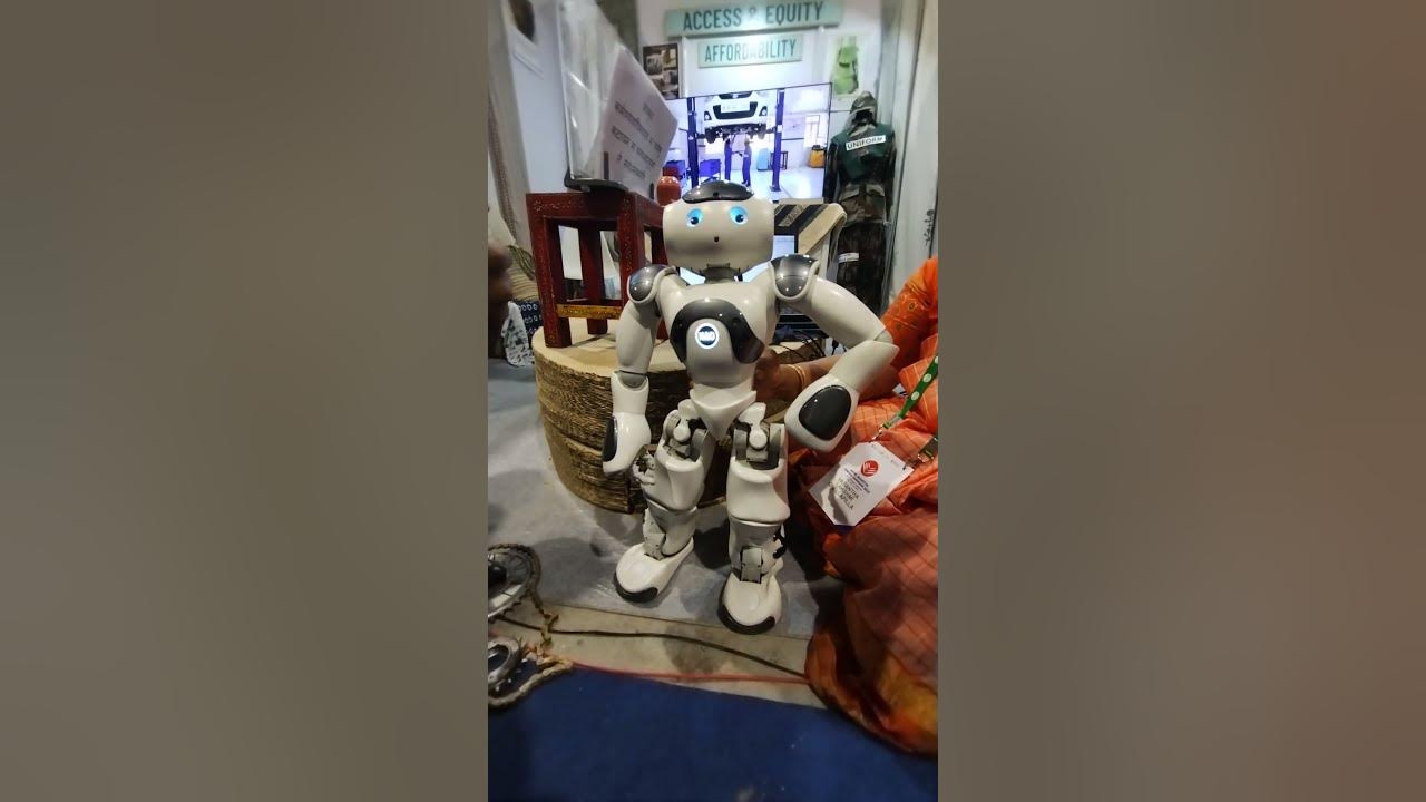 NAO robot: Cute little programmable robot 💙 #robot #cute #programming # ...