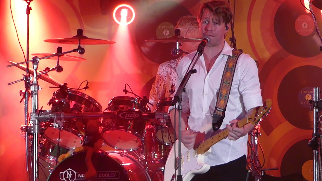 Tribute To The Cats Band / A fool never learns en I feel good I feel ...