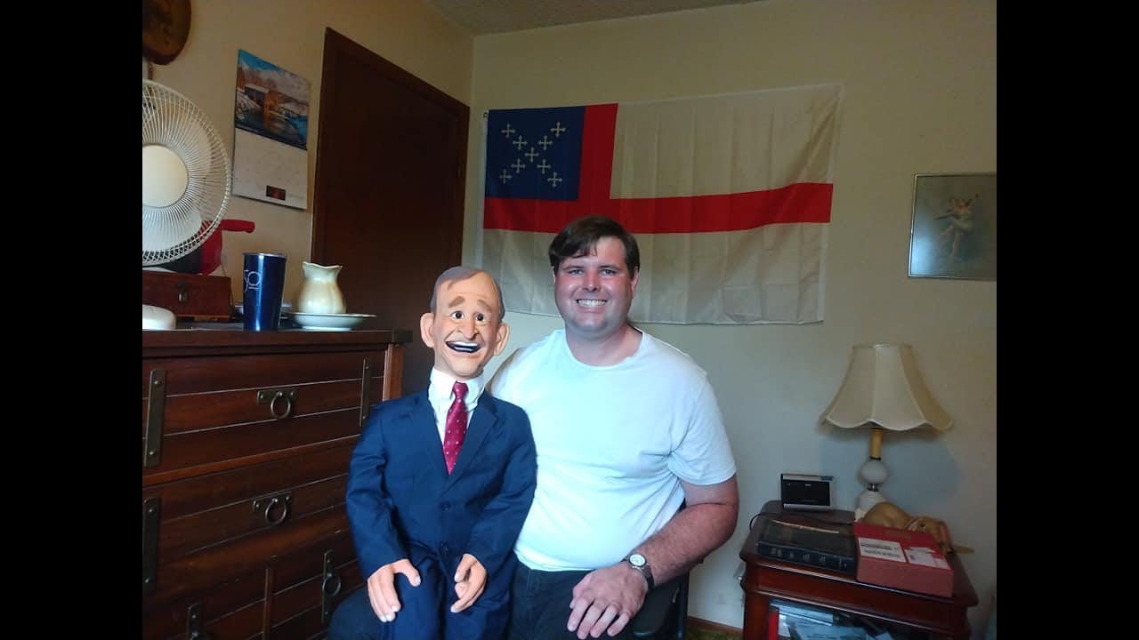 Vance Dykes & George H. W. Bush: Addicted To Horror Movies - YouTube