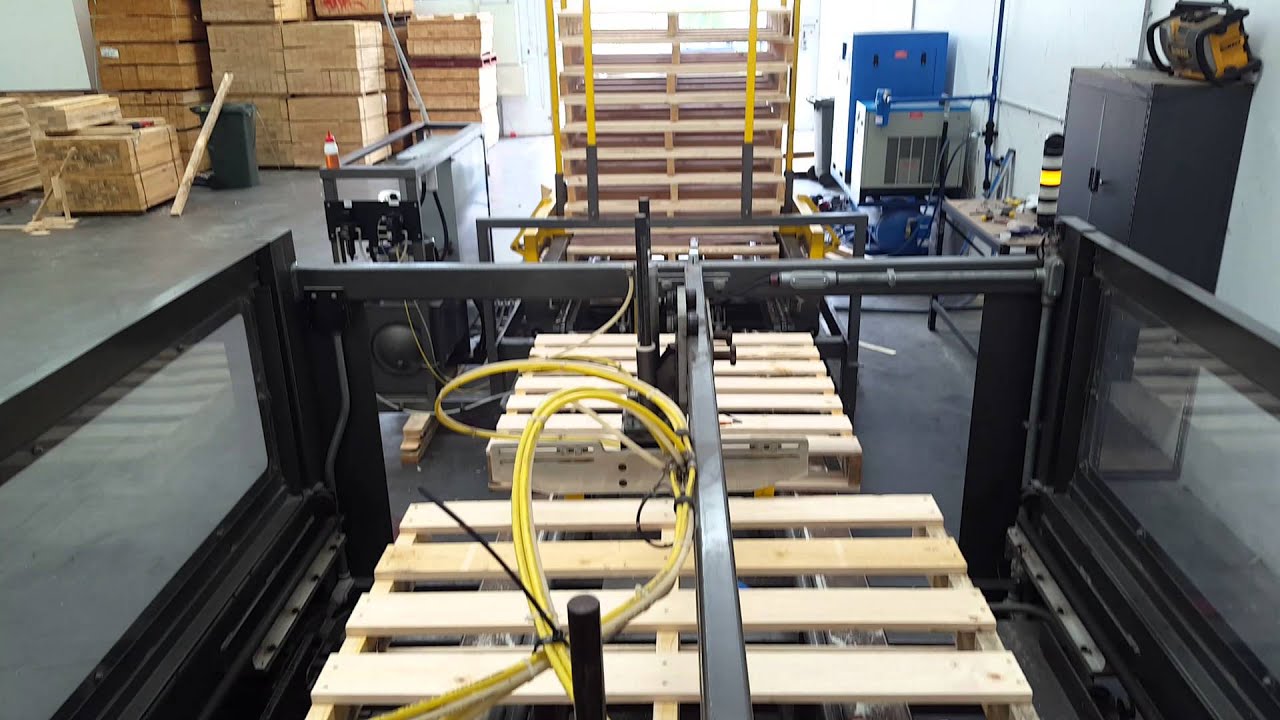 Rhino Pallet Machine for stringer pallets in Australia - YouTube