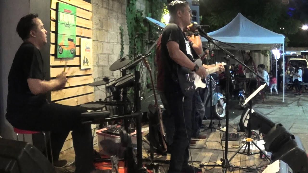 Bunga - Dewa 19 Cover (TheBackstage Live) - YouTube
