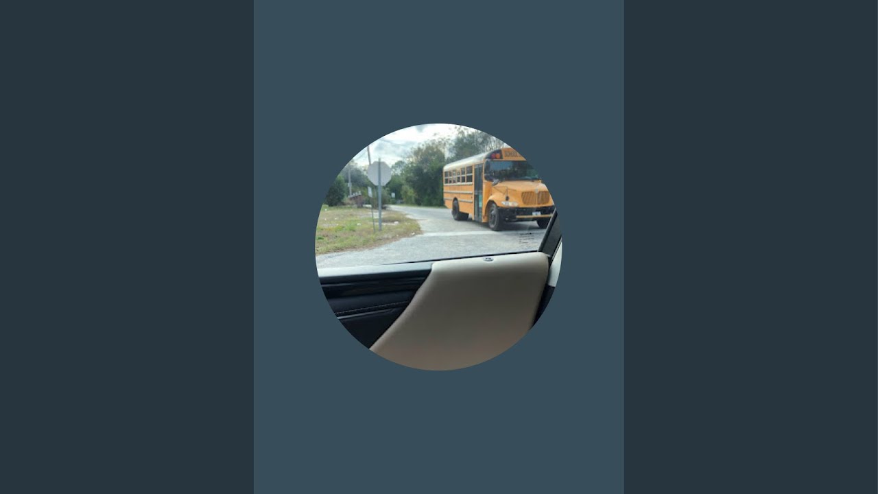 Short Bus Pull Up At Work - YouTube