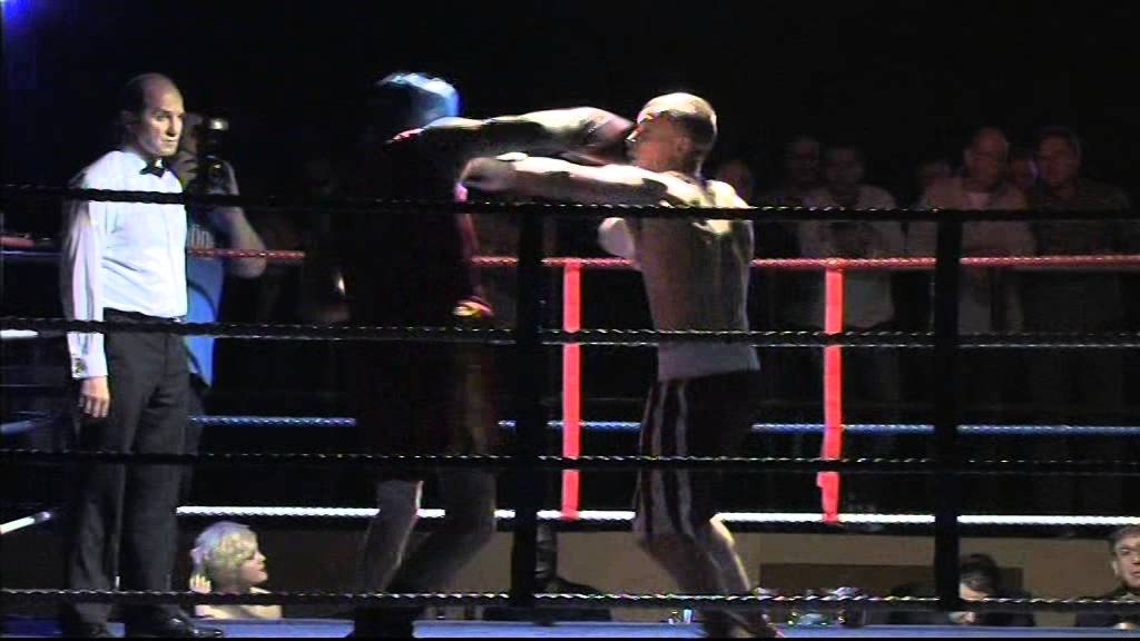 Alex Miller Boxing 06/03/2014 - YouTube