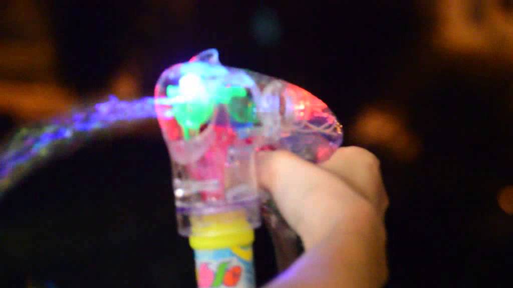 bubbles 27/07/15 (3) - YouTube