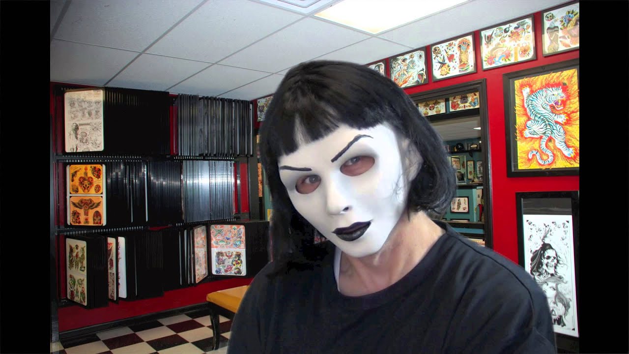 Maschera Mimo Horror Donna COD 1007 - YouTube
