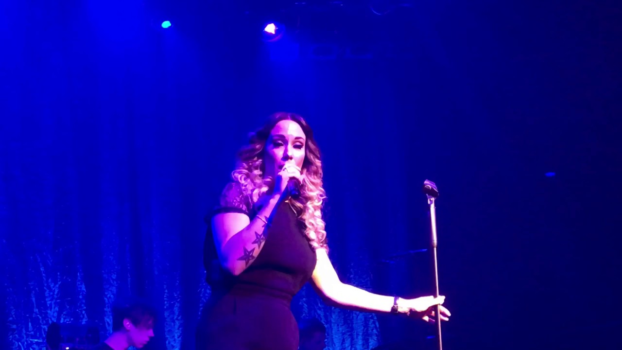 Lisa Lois sings Adele. Live im Hedon Zwolle 10 maart 2017 - YouTube
