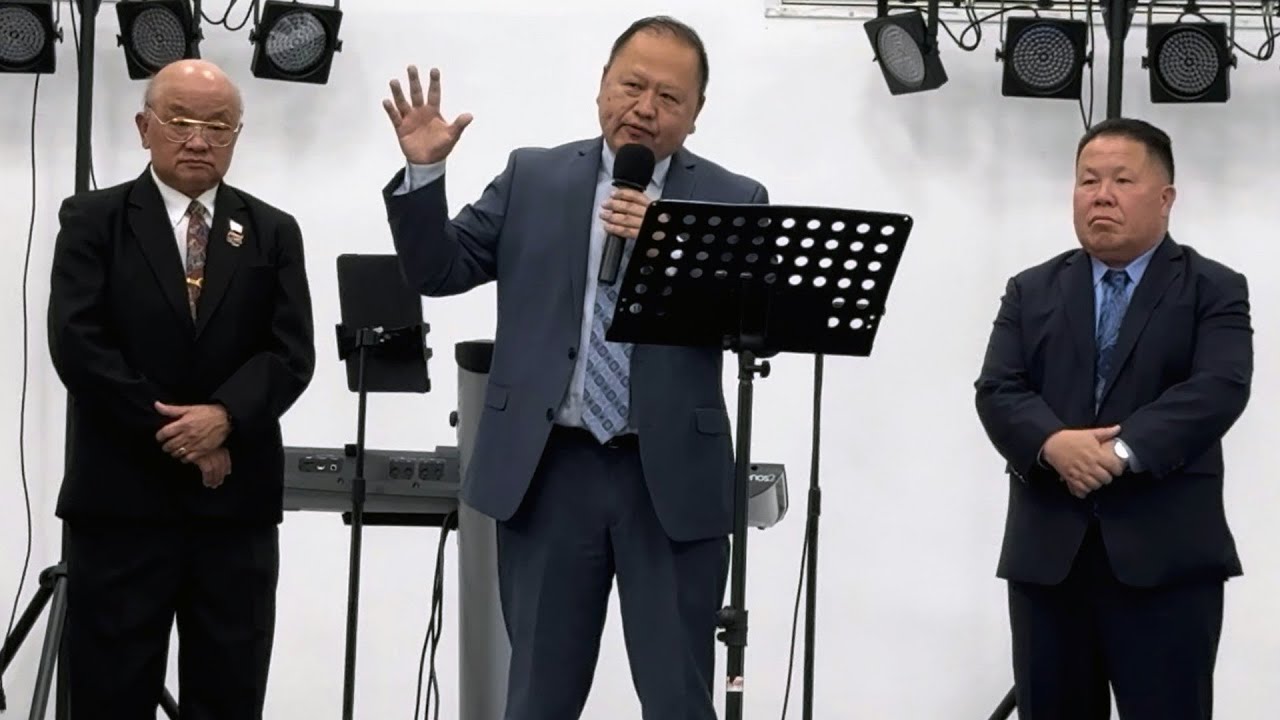 Senator Foom Hawj Hais Lus Rau Lub Koob Tsheej Nco Txog Cov Qub Nais ...