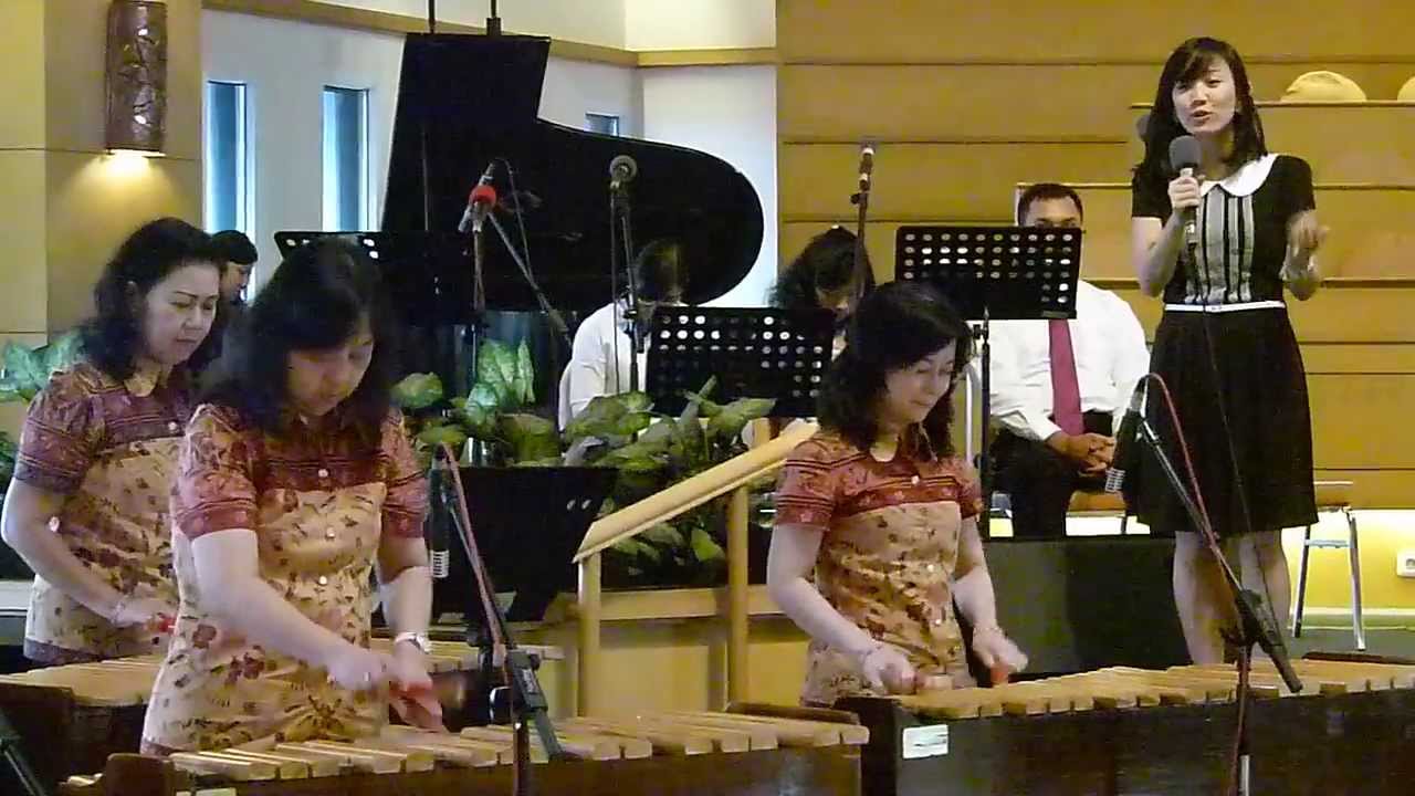 Kolintang Gema Levitika - GKI Surya Utama. - YouTube