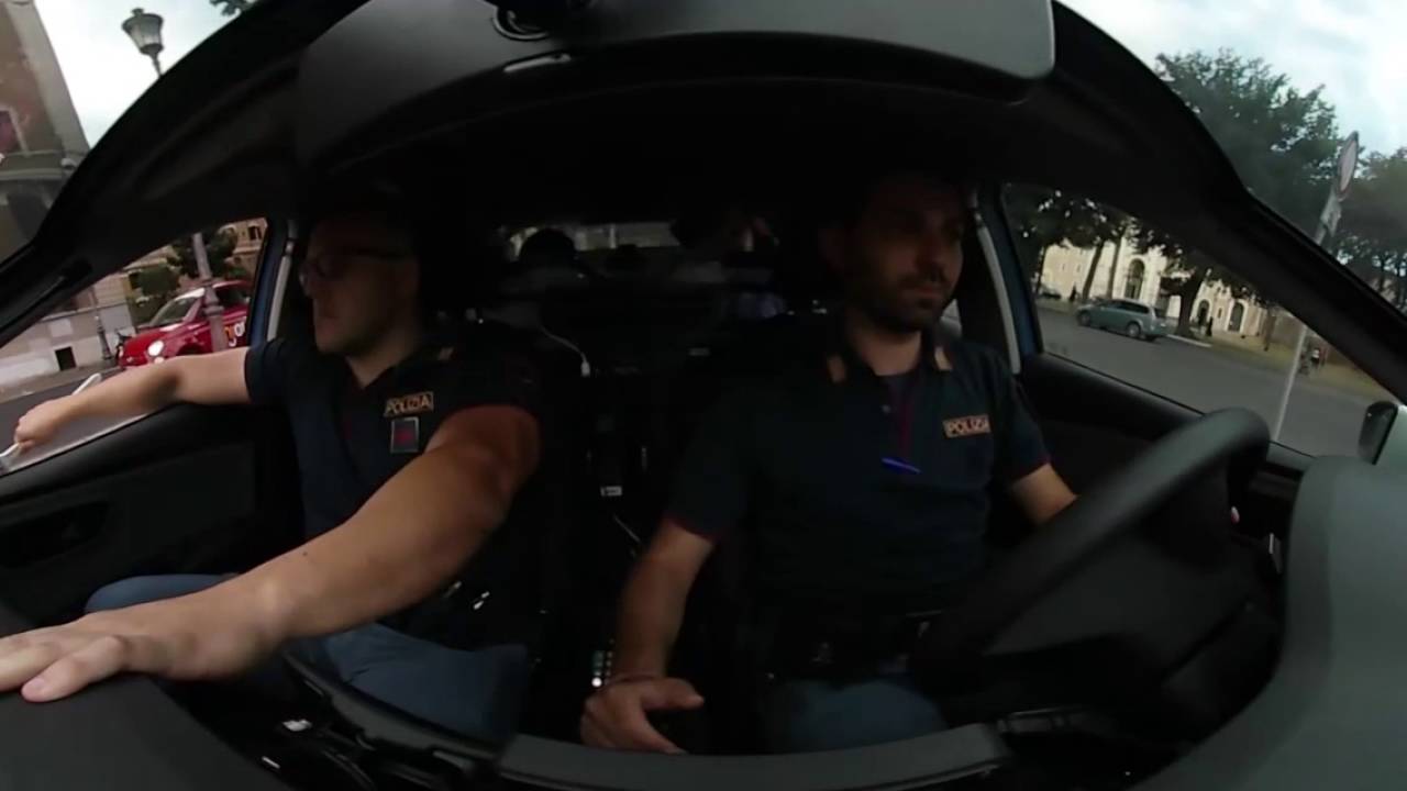 360° Police car #VOLANTE113 - YouTube