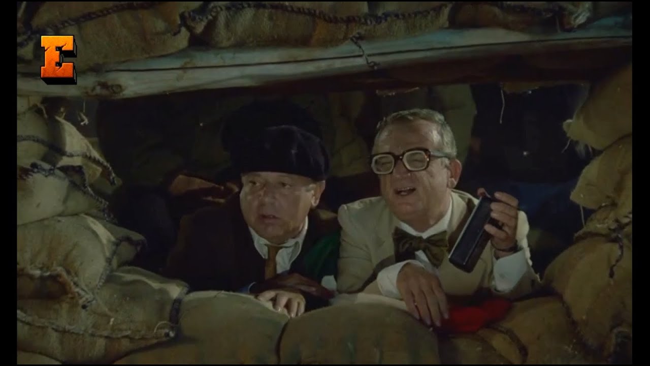Fantozzi e Filini Infiltrati nella Curva Avversaria per la Partita di ...