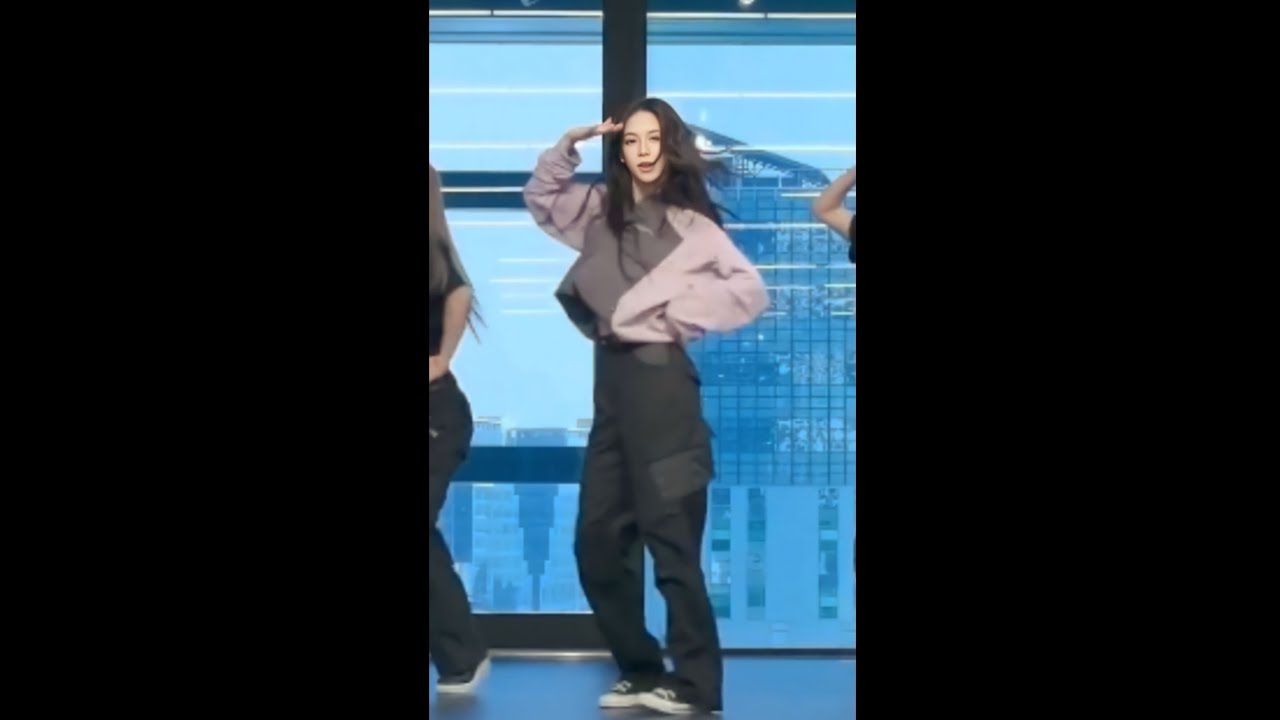 GOT the beat - 카리나 Karina Focus - 'Stamp On It' Dance Practice - YouTube