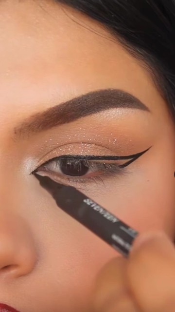 Elegant eyemakeup tutorial 😍#mekuptutorial #eyemeakup #makeuptips # ...