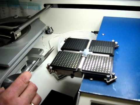 Auto Pick and Place Traying Die - YouTube