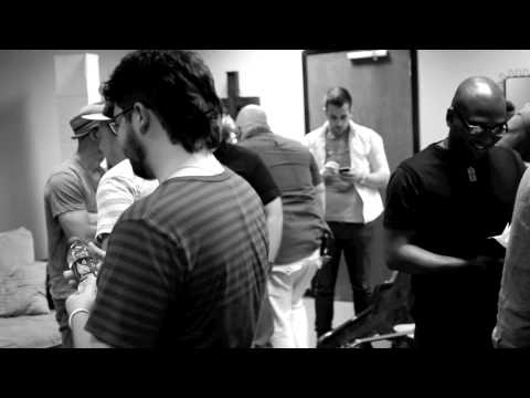Hope Is Alive Tour. Clips of worship leader Peter Dearing - YouTube