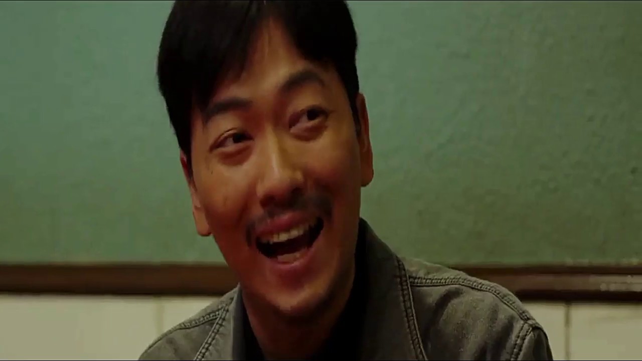 COMEDY SCENE / FRIED CHICKEN / EXTREME JOBS 2019 / KOREAN MOVIES - YouTube