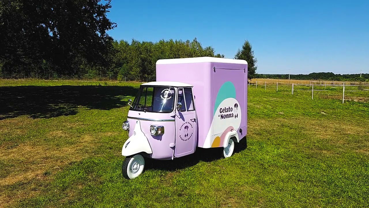Ice Cream Piaggio Ape 400 classic by Foodbike - YouTube