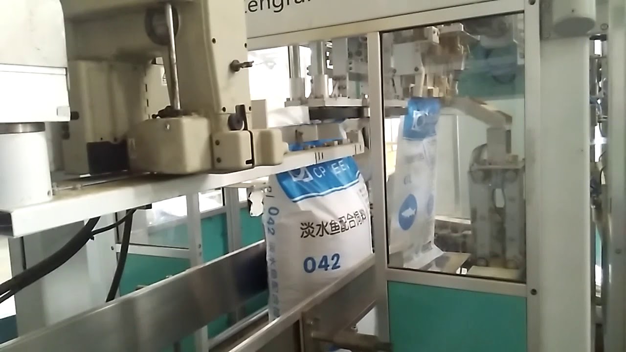 Open-Mouth Bagging Machine for feeding stuff - YouTube