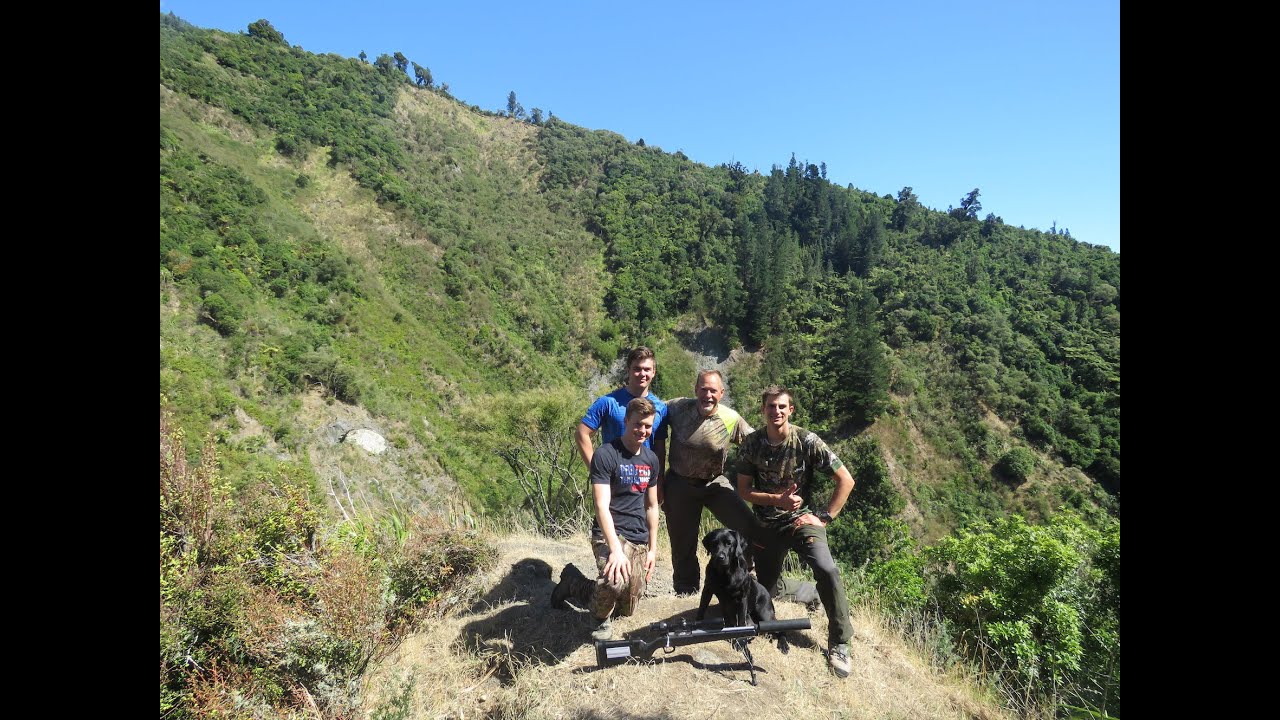 Ruahine Hunting - Kiwi Style with the USA Family - YouTube