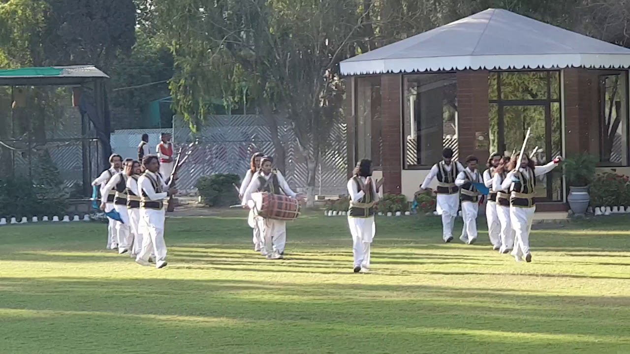 Mesud Dance (attan)- Khyber Rifles Officers Mess Torkham KP - YouTube