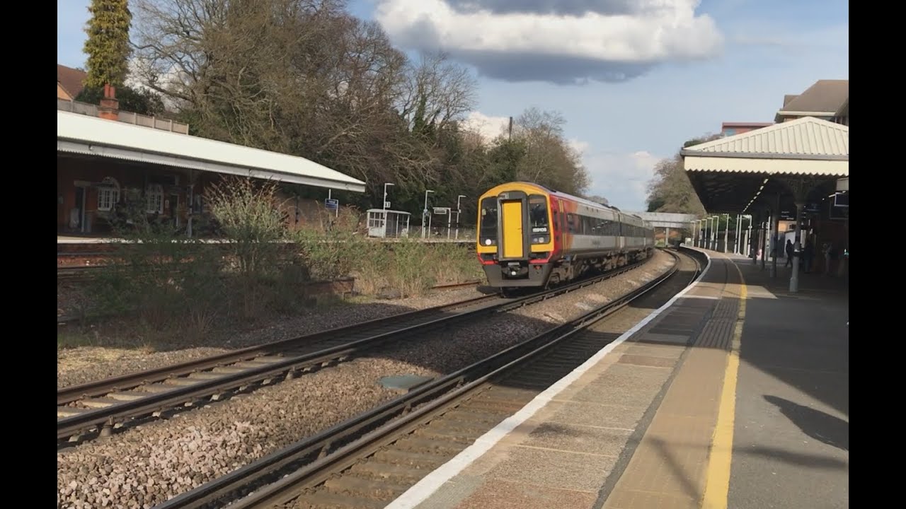 Trains at Farnborough Main - YouTube