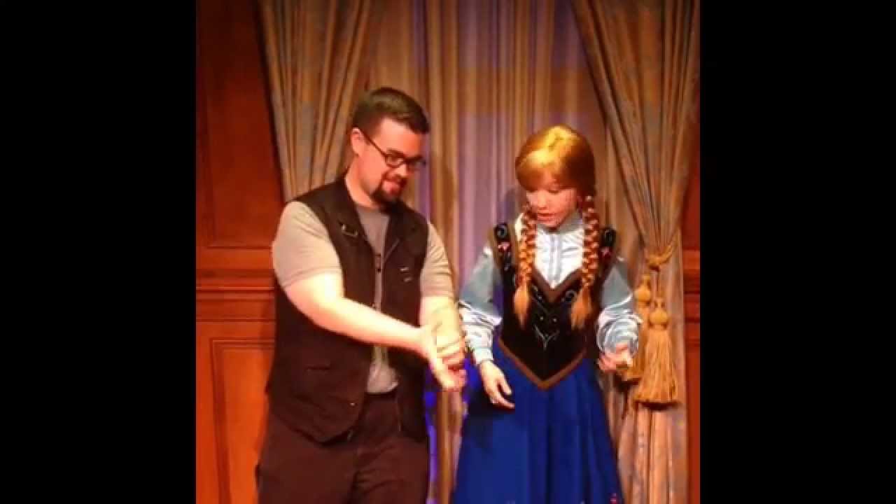 Disney World Magic (Anna from Disney's Frozen) - YouTube