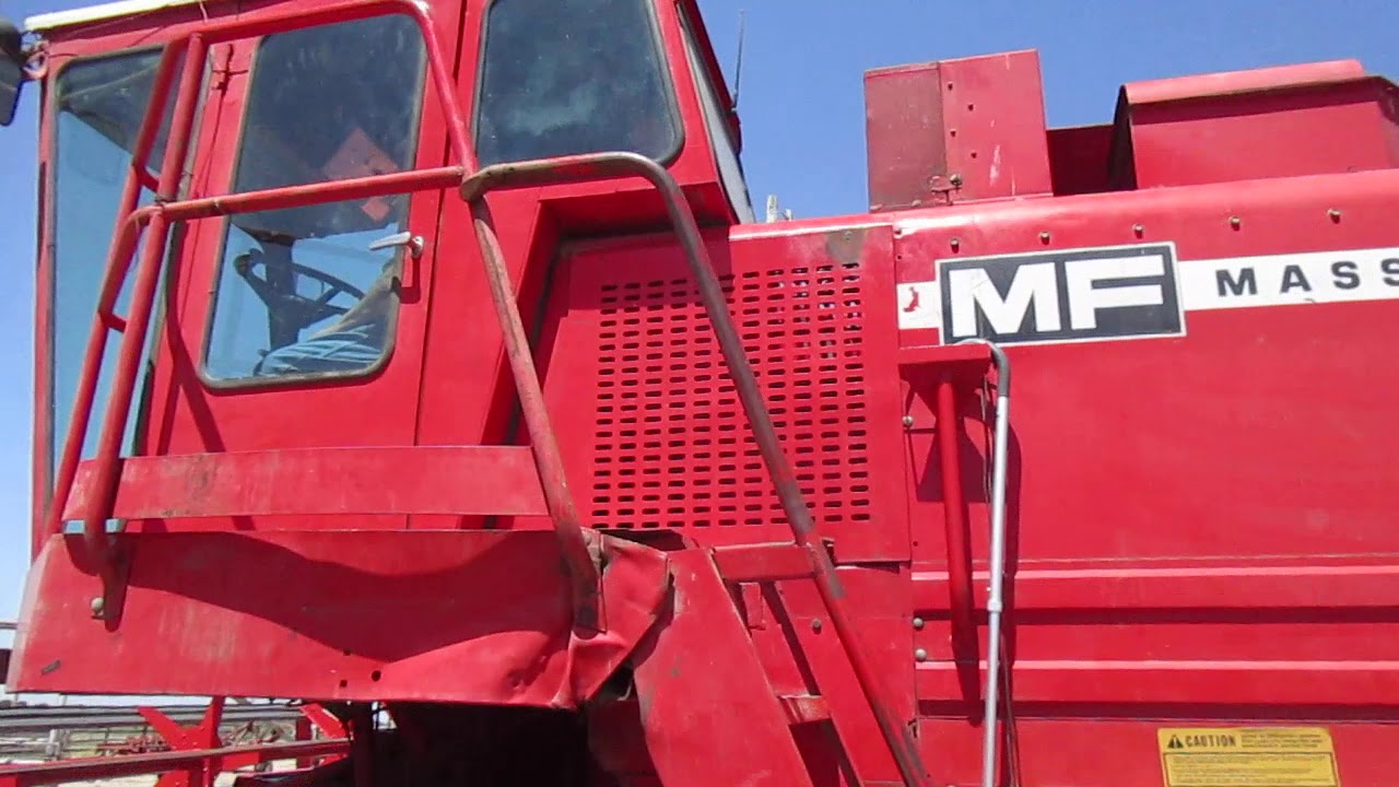 1977 Massey Ferguson 750 Combine w/20ft Header - YouTube