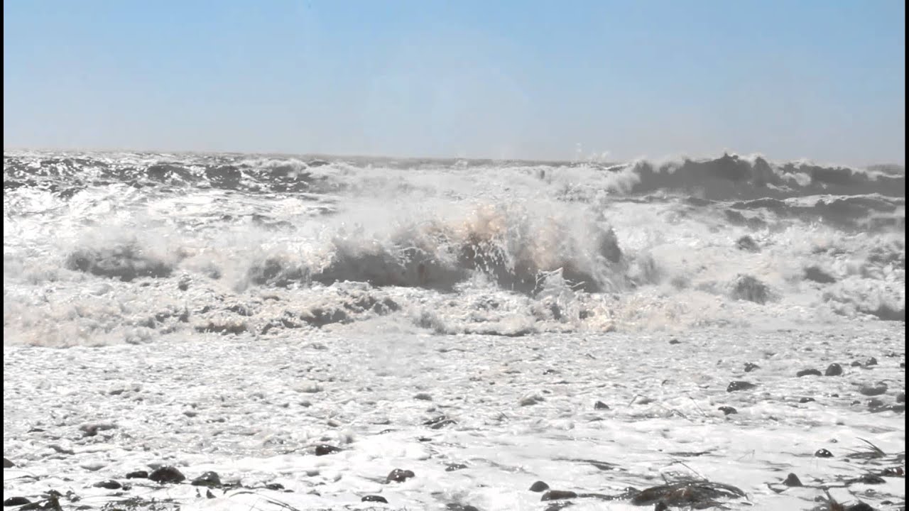 High Surf at Partridge Island Breakwater - YouTube