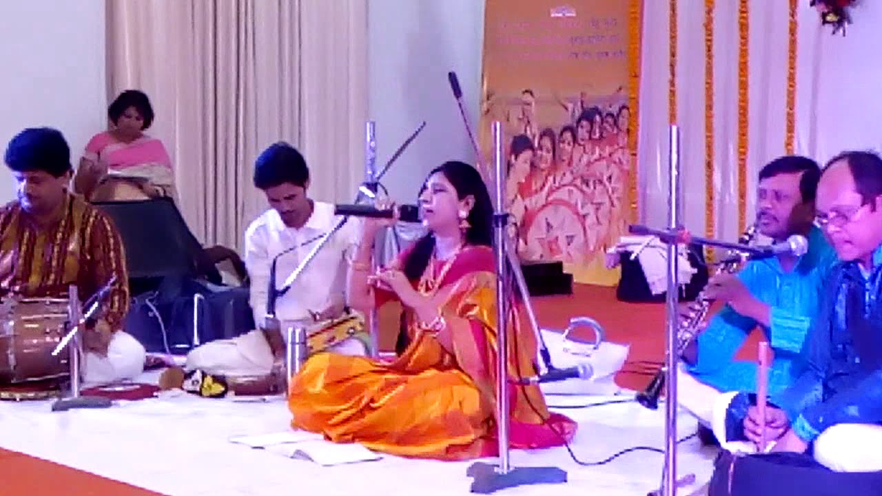 Is Lok Nritya ko sunkar Jhum uthege. - YouTube