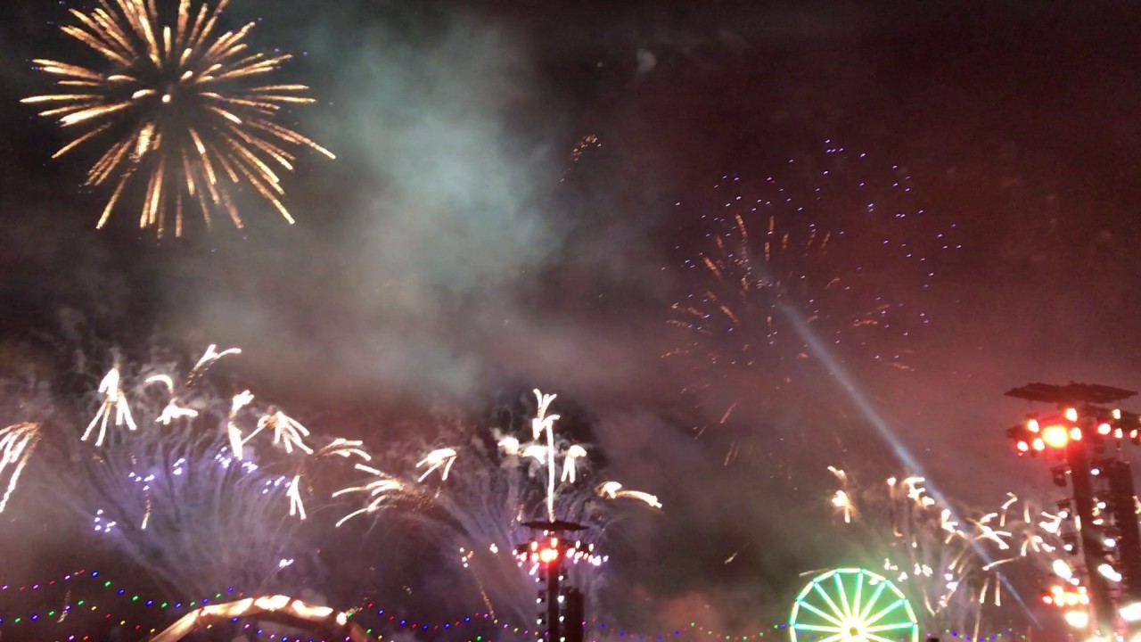EDC Las Vegas 2017 - Half Million Dollar Fireworks Display - Day 1 ...