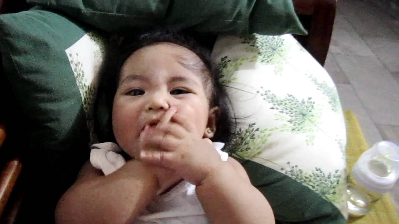 6-month old Riva doing the ever famous close-open. Plus bless sa mommy ...