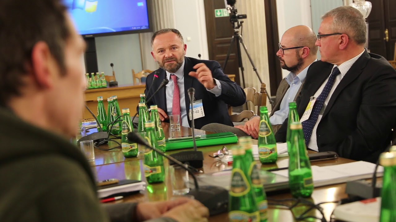 Karol Bujoczek w Sejmie: "Wieś nie może być skansenem!" - YouTube