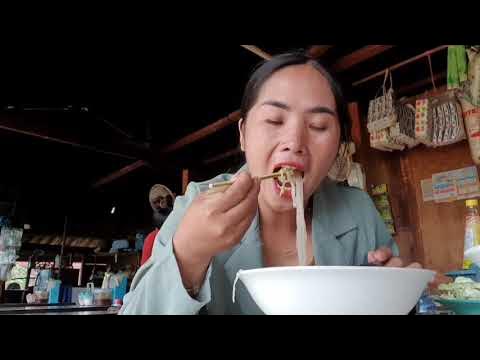 hnub no peb cov niam txiv tub mu nram naj yab os - YouTube