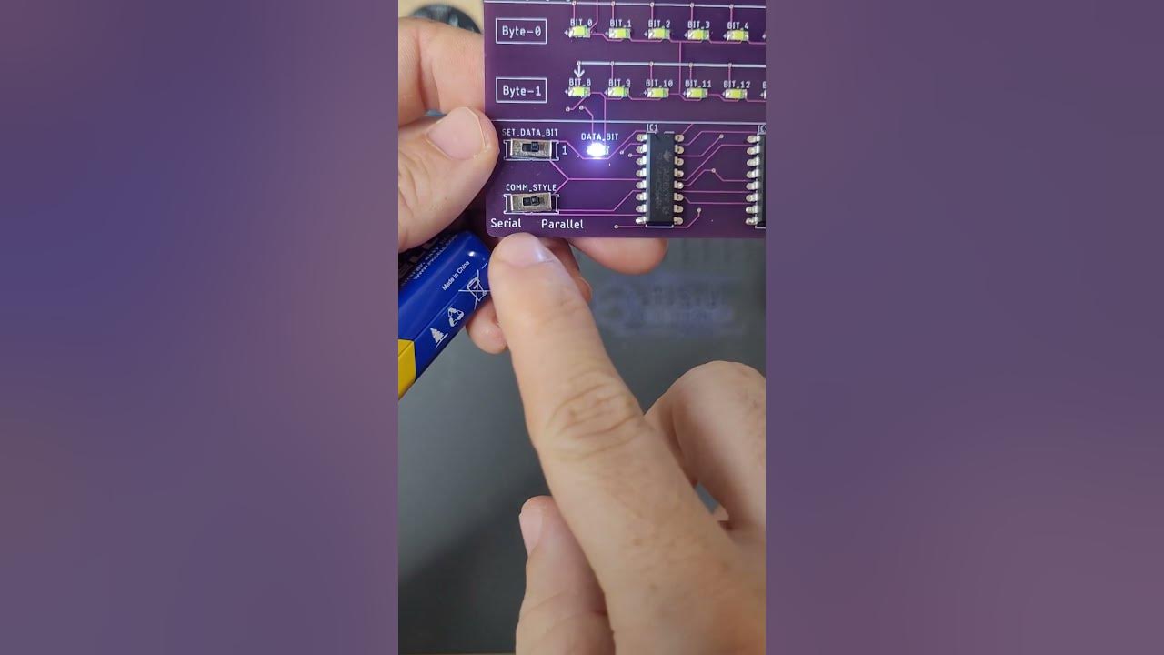 How Computer Memory Works - YouTube