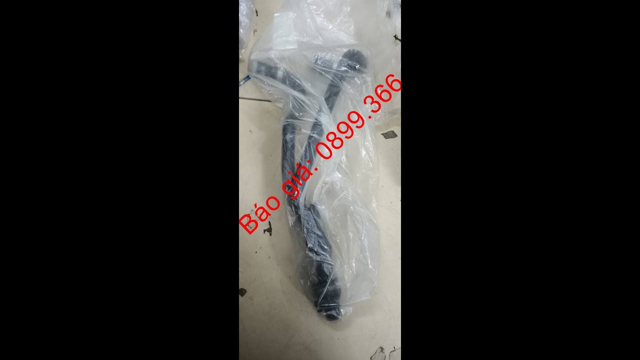 J9C1272 LR019276 Ống nước đôi sau máy Evoque - YouTube