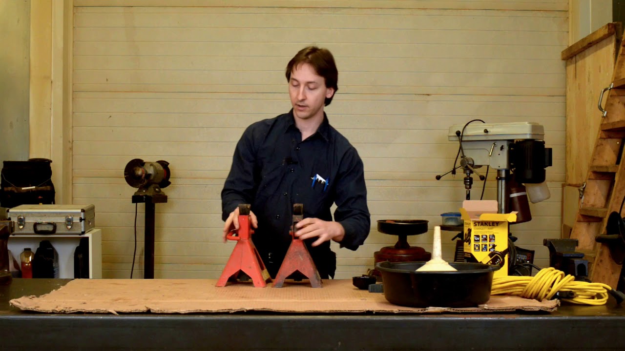 Quels outils doit-on avoir a la maison / What tools do you need at home ...