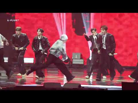 【2025 MMA】RIIZE (라이즈) 'Fame + Bag Bad Back + Fly up' 4K Fancam 직캠 | 17TH 멜론 뮤직 어워드 251220