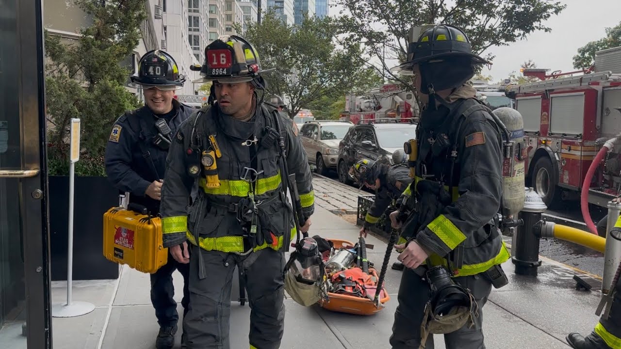 FDNY Manhattan 10-77 Box 1004 Fire 25th Floor High Rise Building - YouTube