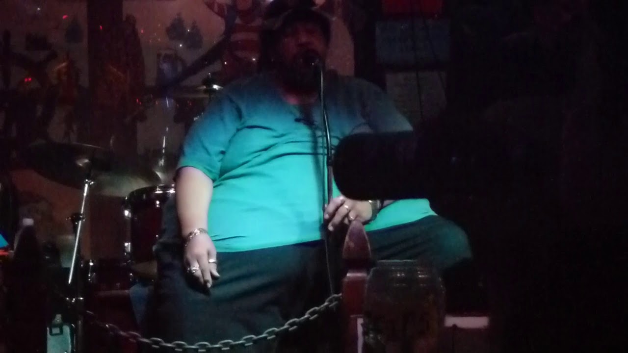 Big Al Carson at The Funky Pirate New Orleans - YouTube