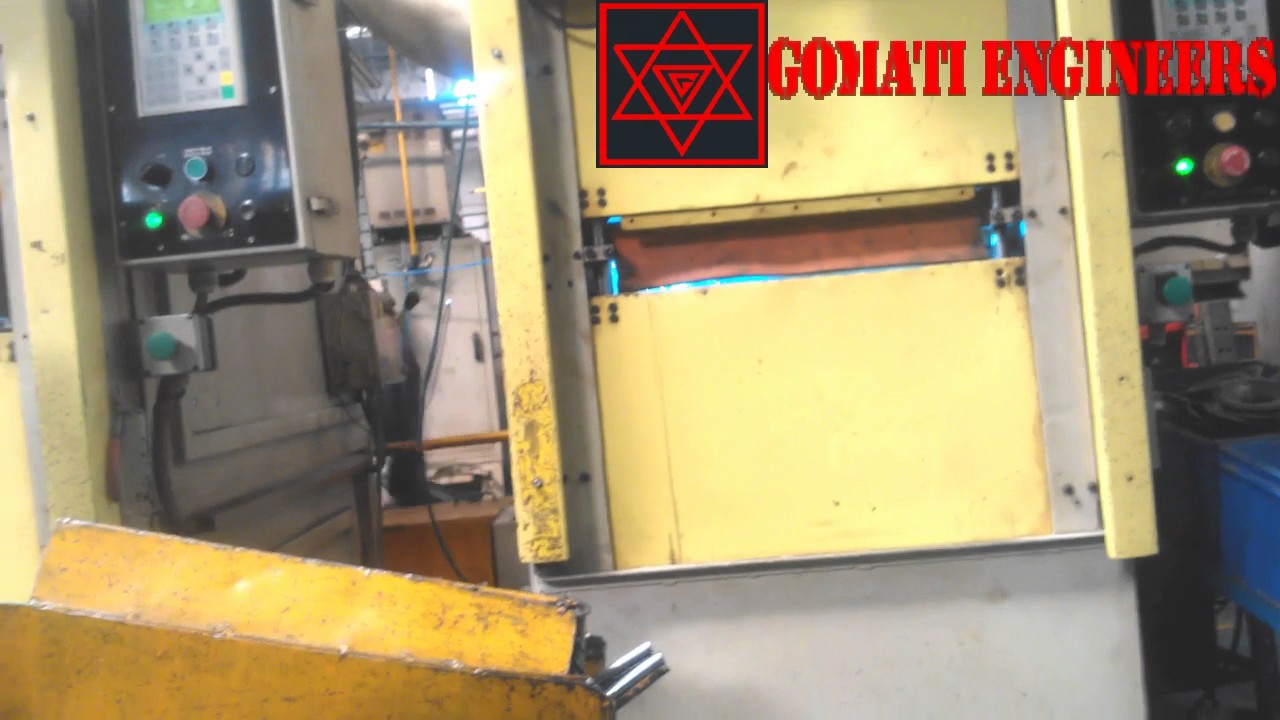 Base cap bracket welding machine - YouTube