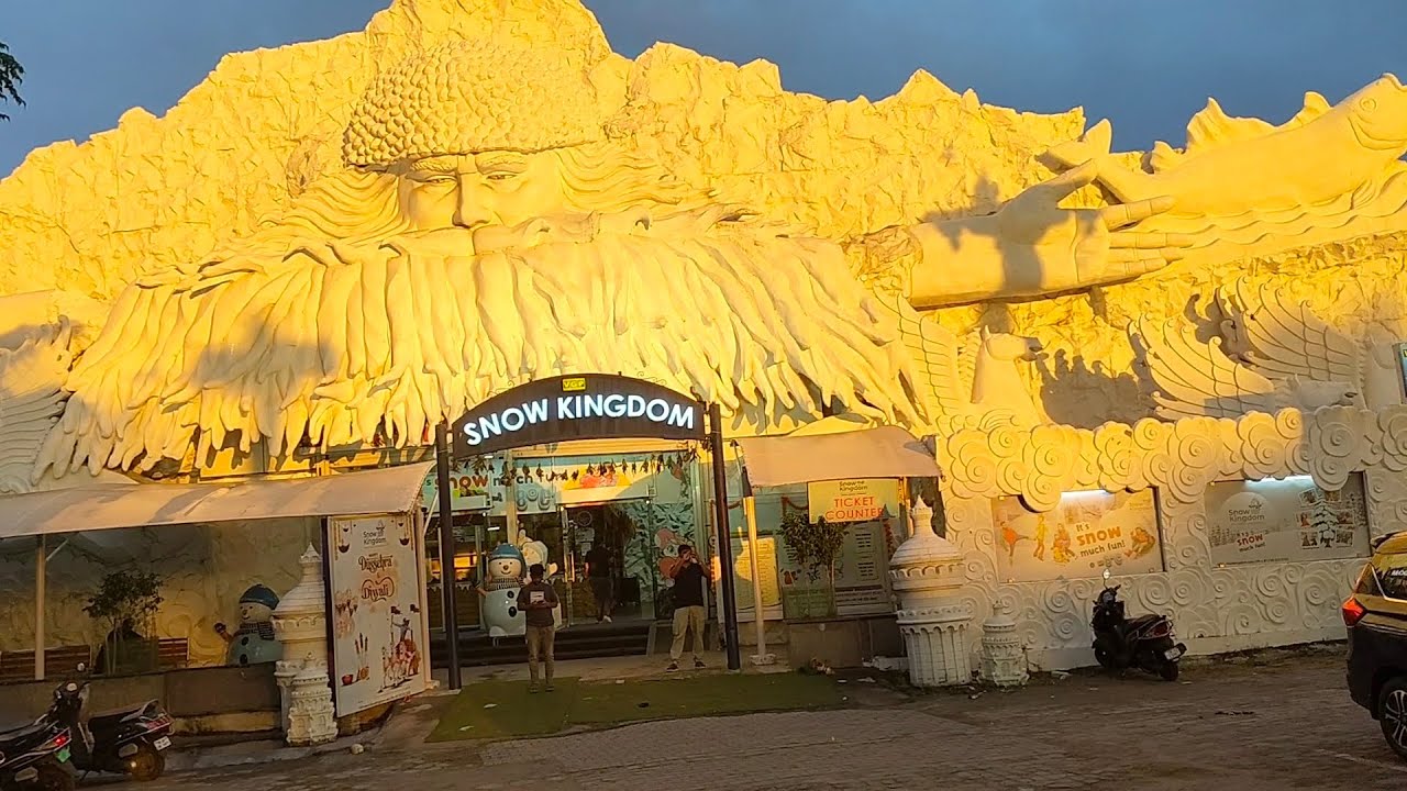 VGP Snow Kingdom - Chennai's only Snow Zone - YouTube