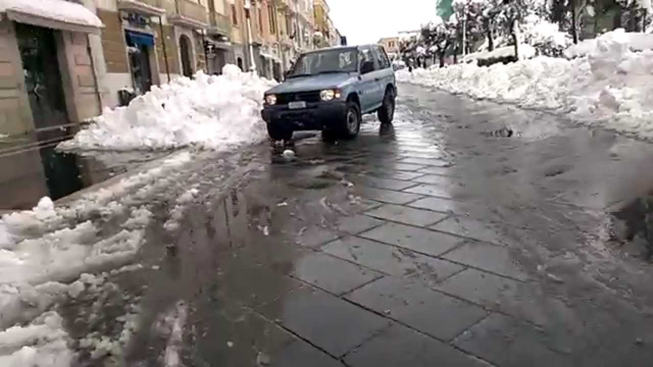 Campobasso centro Neve Marzo 2015 - YouTube