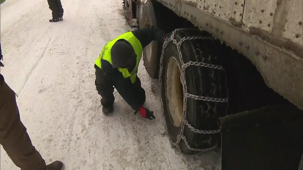 Snow puts Colorado chain law to the test along the I-70 mountain ...