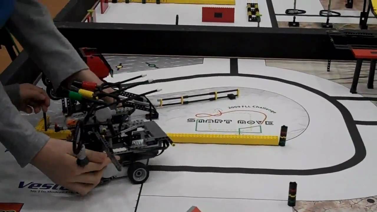 FLL 2009 2010 Smart Move FLL 390 point run - YouTube