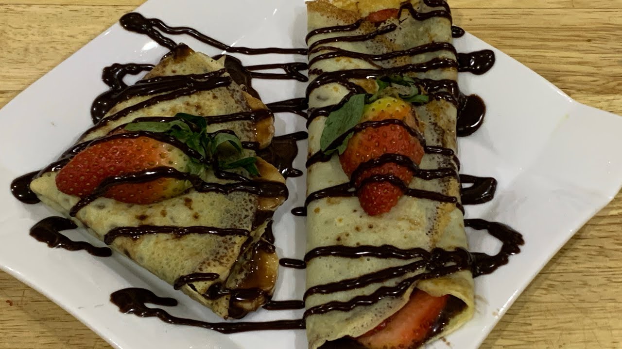 Banana and Strawberry Crepes with Nutella mommy’s style - YouTube