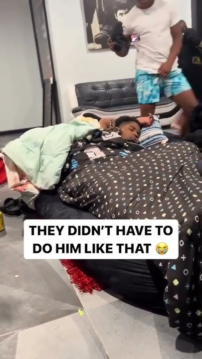 A Group Of Friends Prank Young Man With A Ball Python While Hes Sleep 馃槅 Why They Do Bro Like
